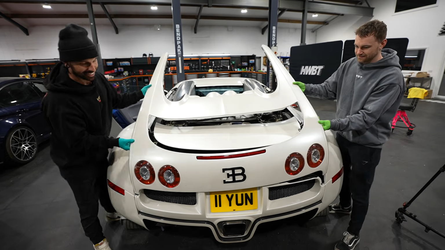 Mat Armstrong buys repossessed Bugatti Veyron for rebuild project ...